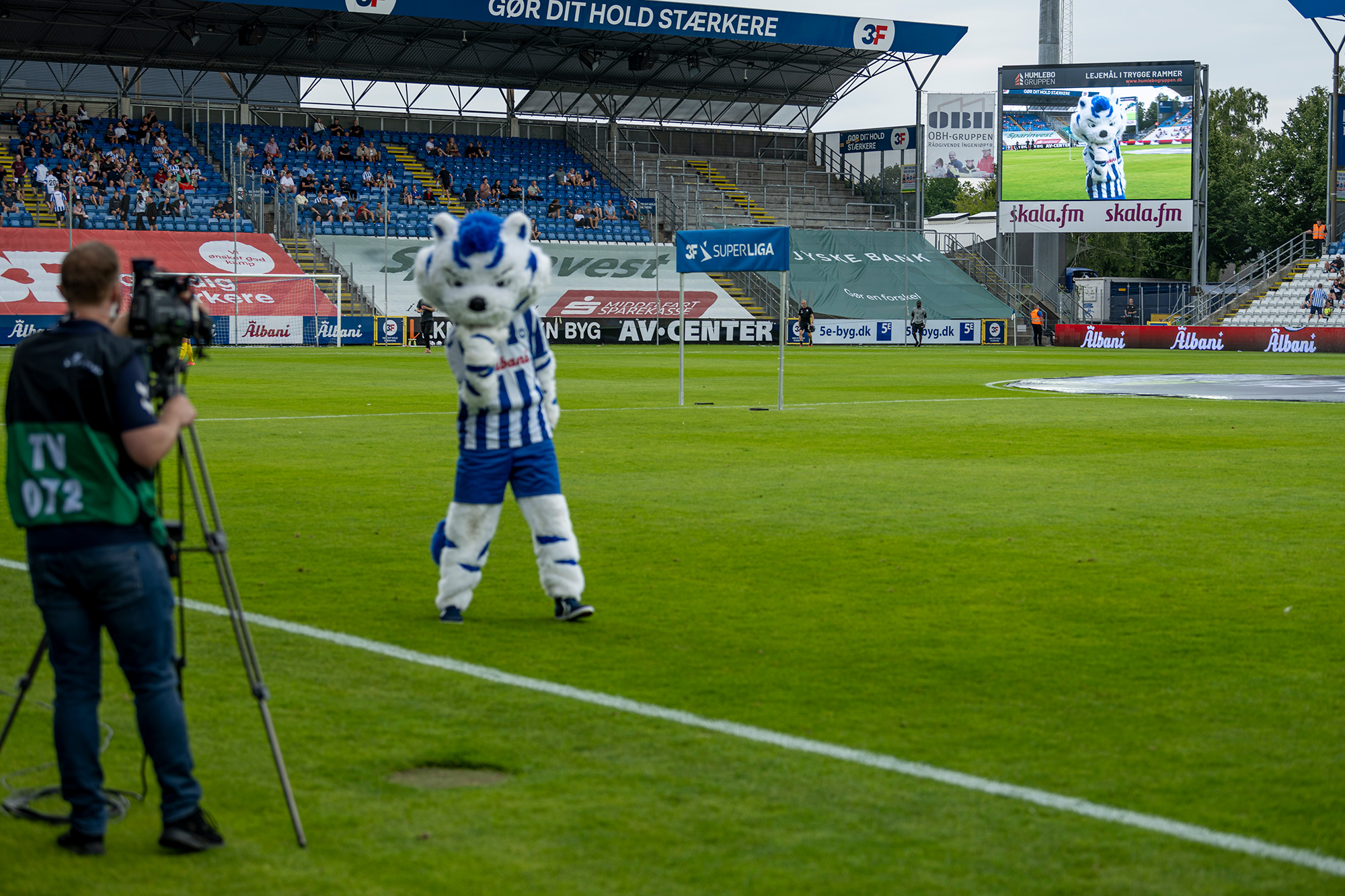 Odense Stadion | Nye LED-storskærme og AV-løsning til Superligahus