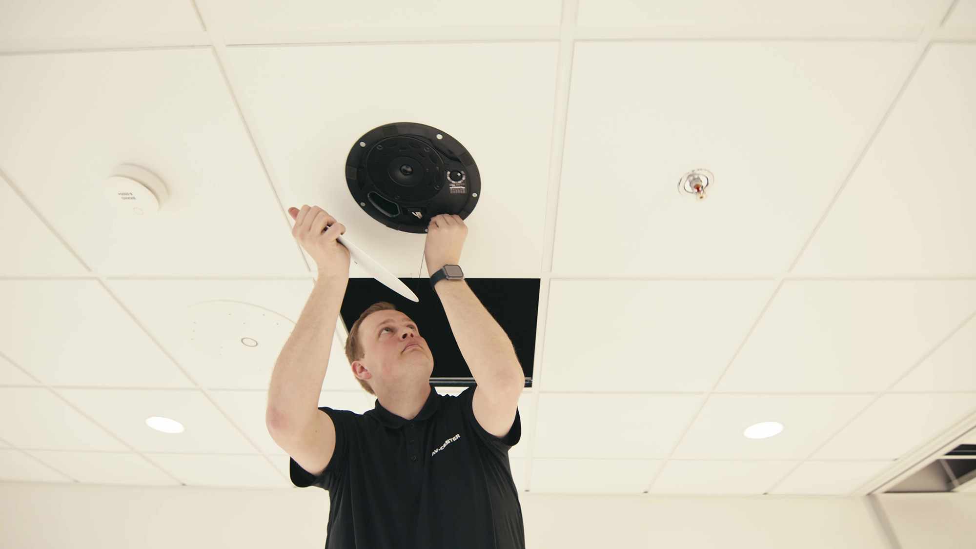 Tekniker til AV CENTER Odense | AV CENTER